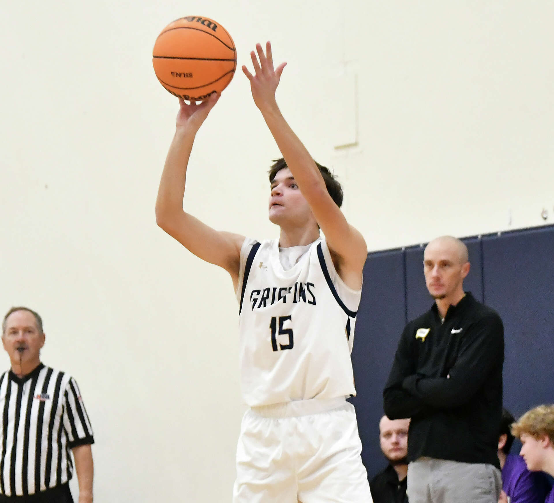 Father McGivney boys basketball takes on Valmeyer
