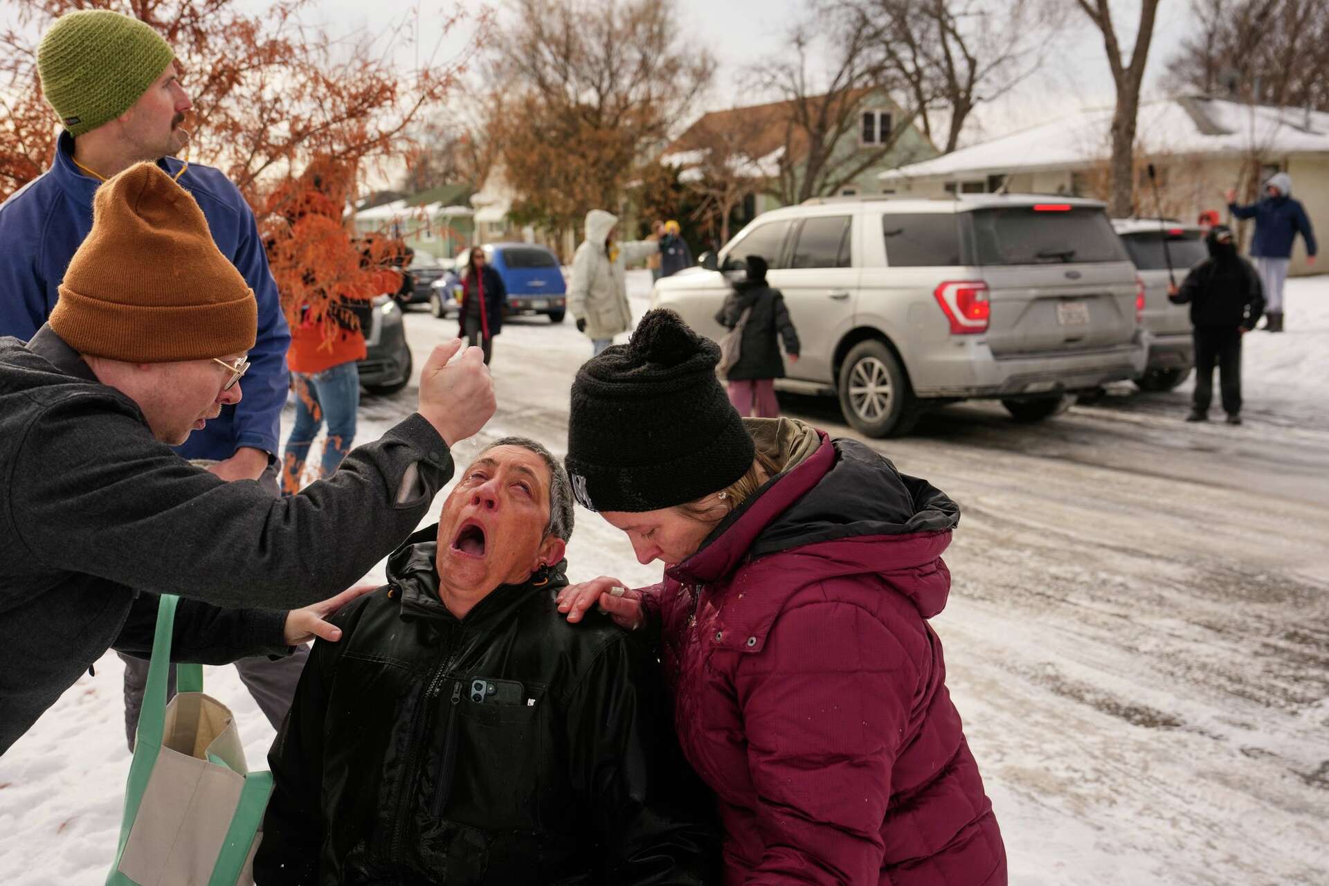 Video captures Minneapolis immigration arrest in a city on edge after ...