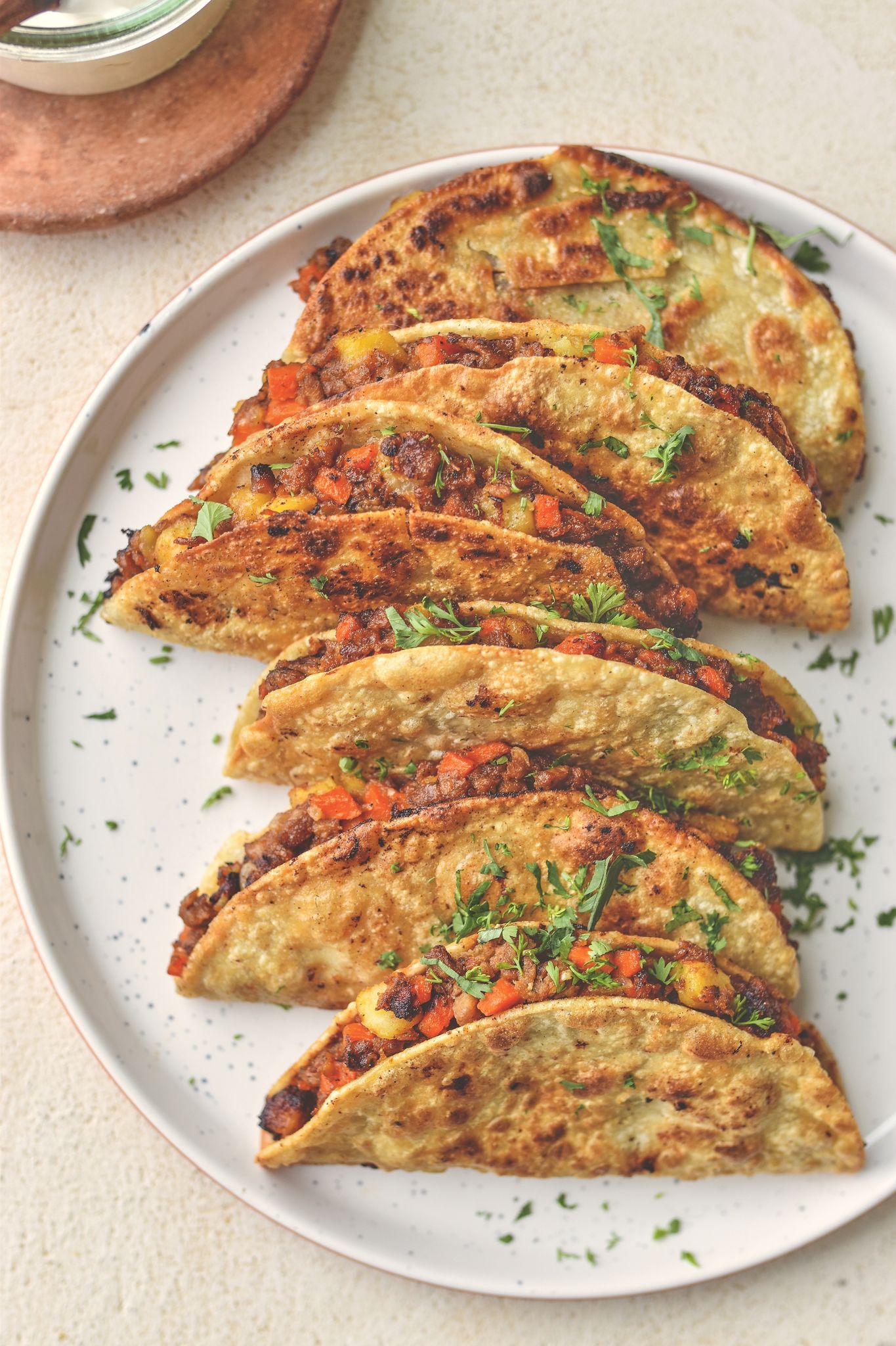 This beef taco recipe from the cookbook 'Plantas' uses salsa for ...