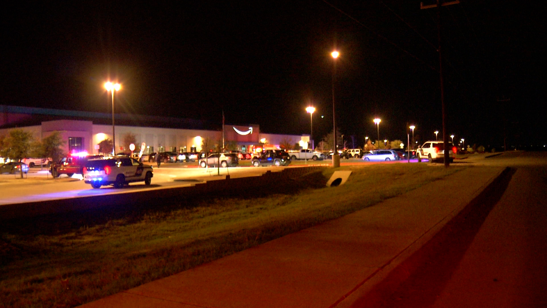 New details emerge in deadly Texas Amazon warehouse shooting