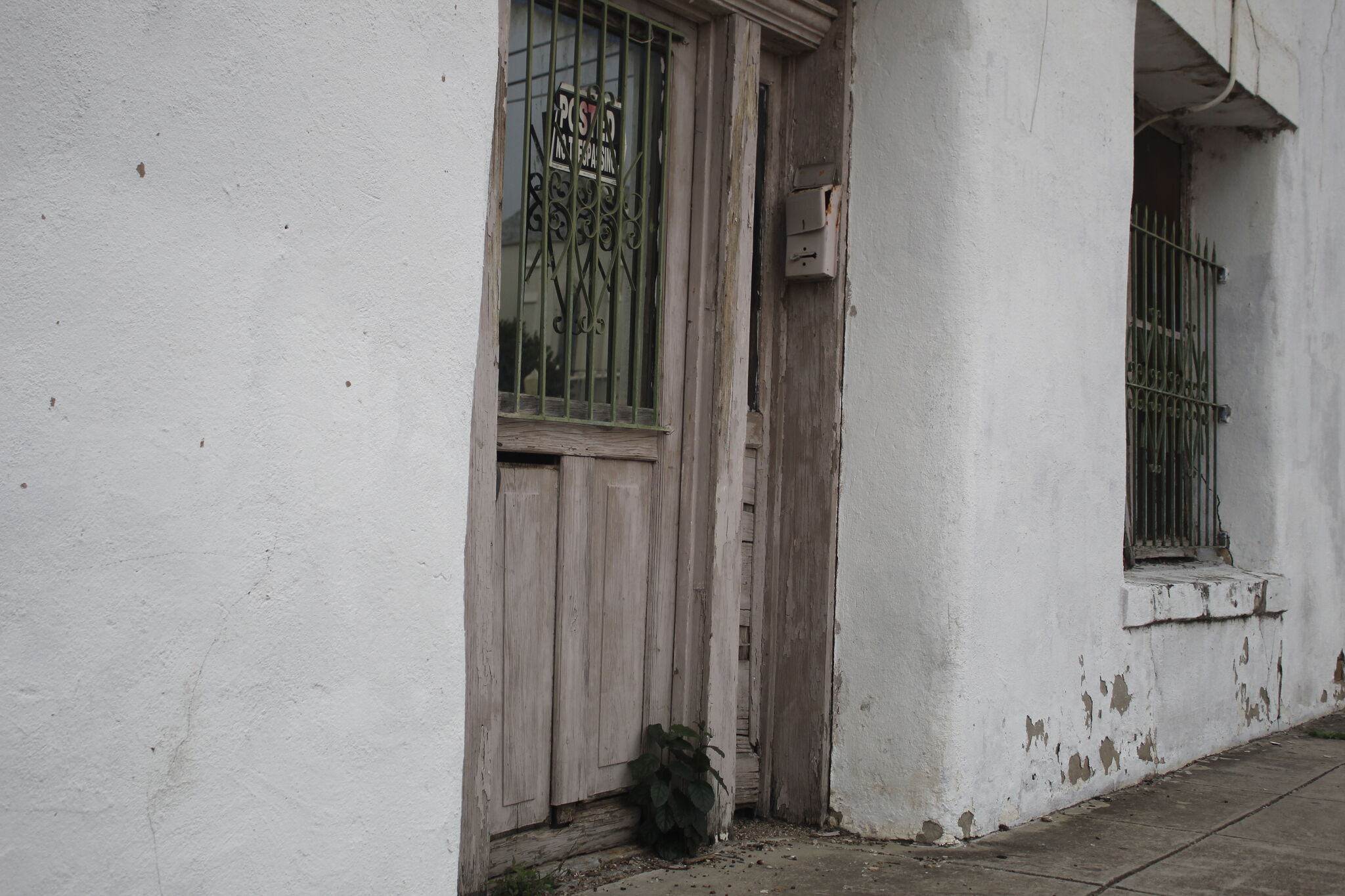 Apple calls on Google to help smarten up Siri and bring other AI ...