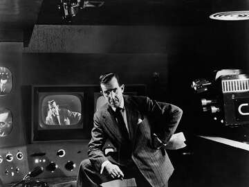 Susan Campbell (opinion): Let's meet the standards of Edward R. Murrow