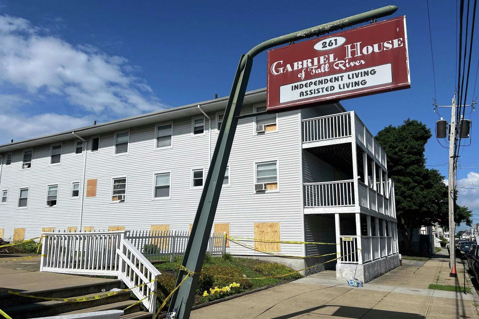 Fire that killed 10 at an assisted living facility prompts ...