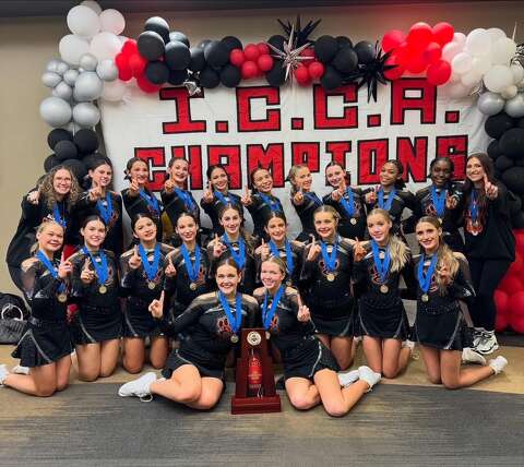 Edwardsville High School cheer program enjoys successful weekend