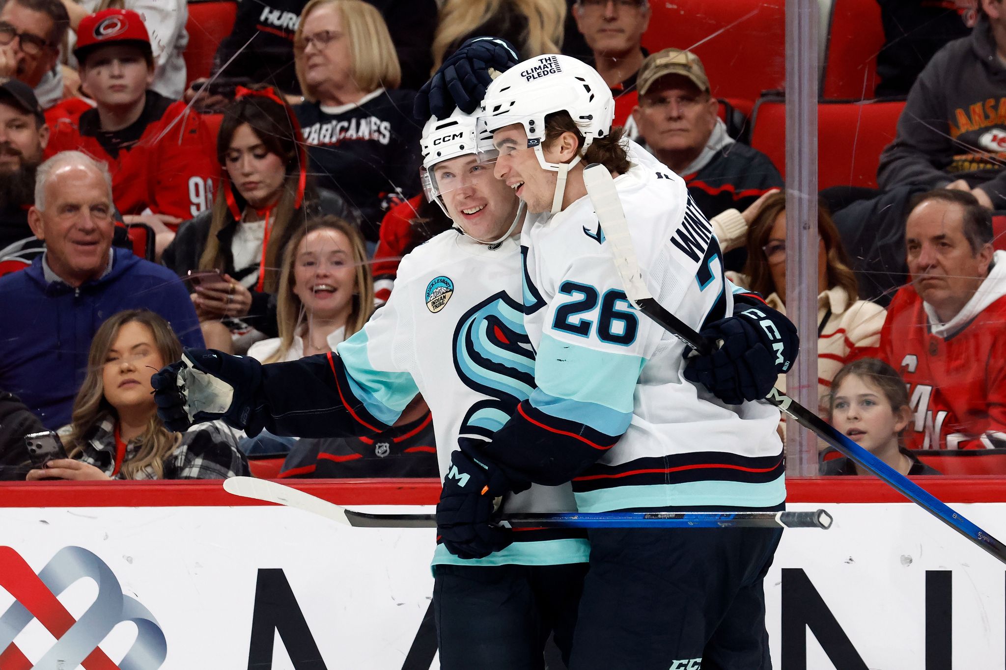 Kraken rally from 2 goals down and beat Rangers 4-2