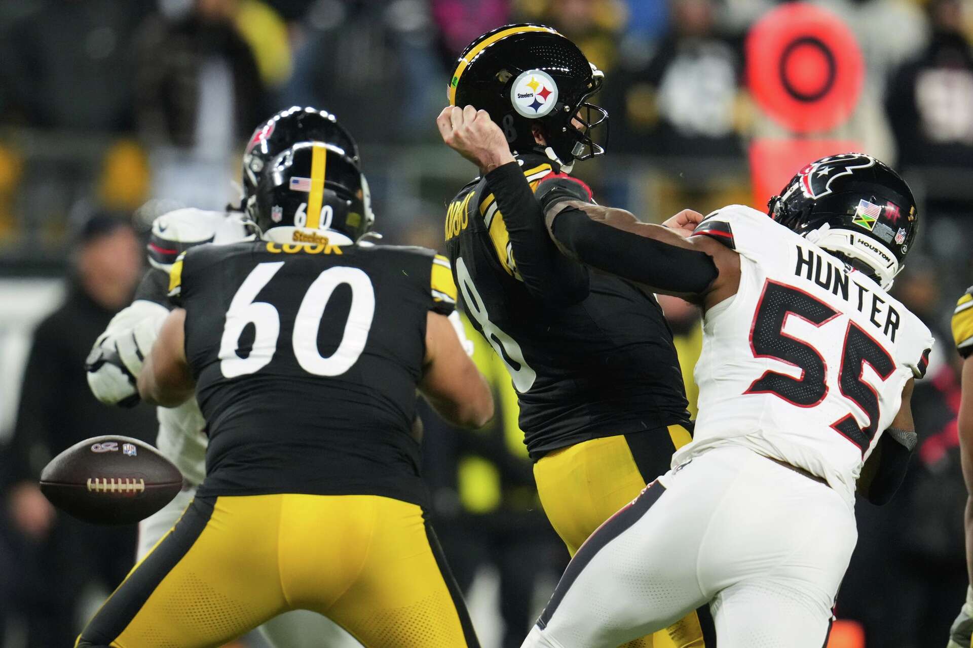 Texans stifle Aaron Rodgers and the Steelers 30-6 for franchise's 1st ...