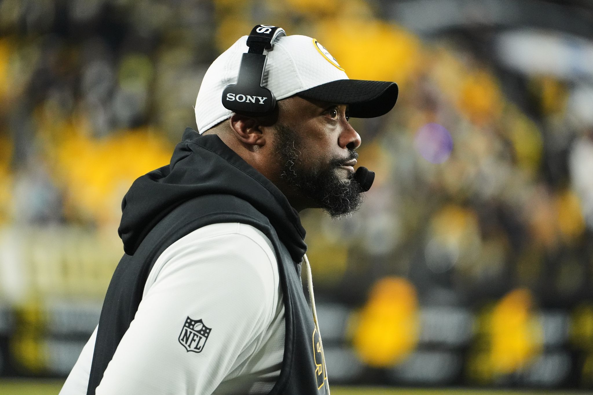 Mike Tomlin steps down after 19 seasons as coach of the Pittsburgh Steelers
