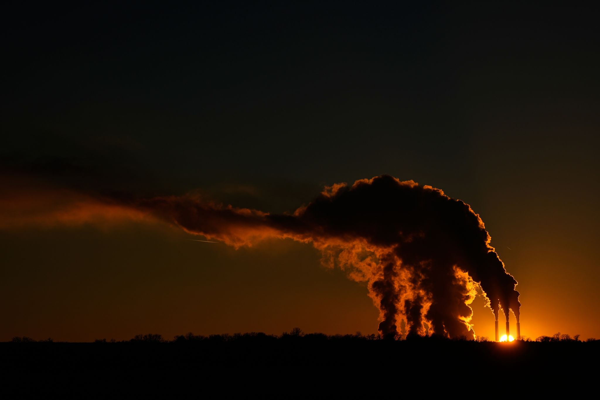 US carbon pollution rose in 2025. Experts blame cold winter, high ...