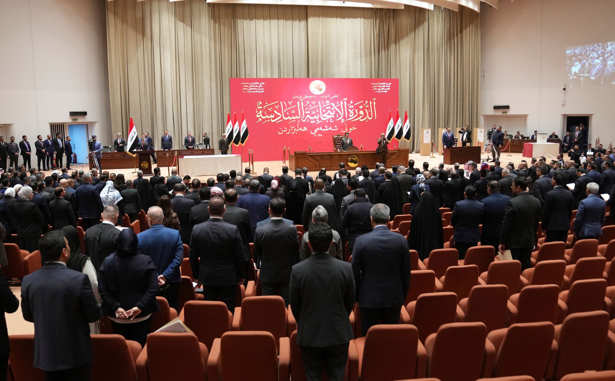 Iraq's prime minister steps aside for rival in post-election wrangling ...