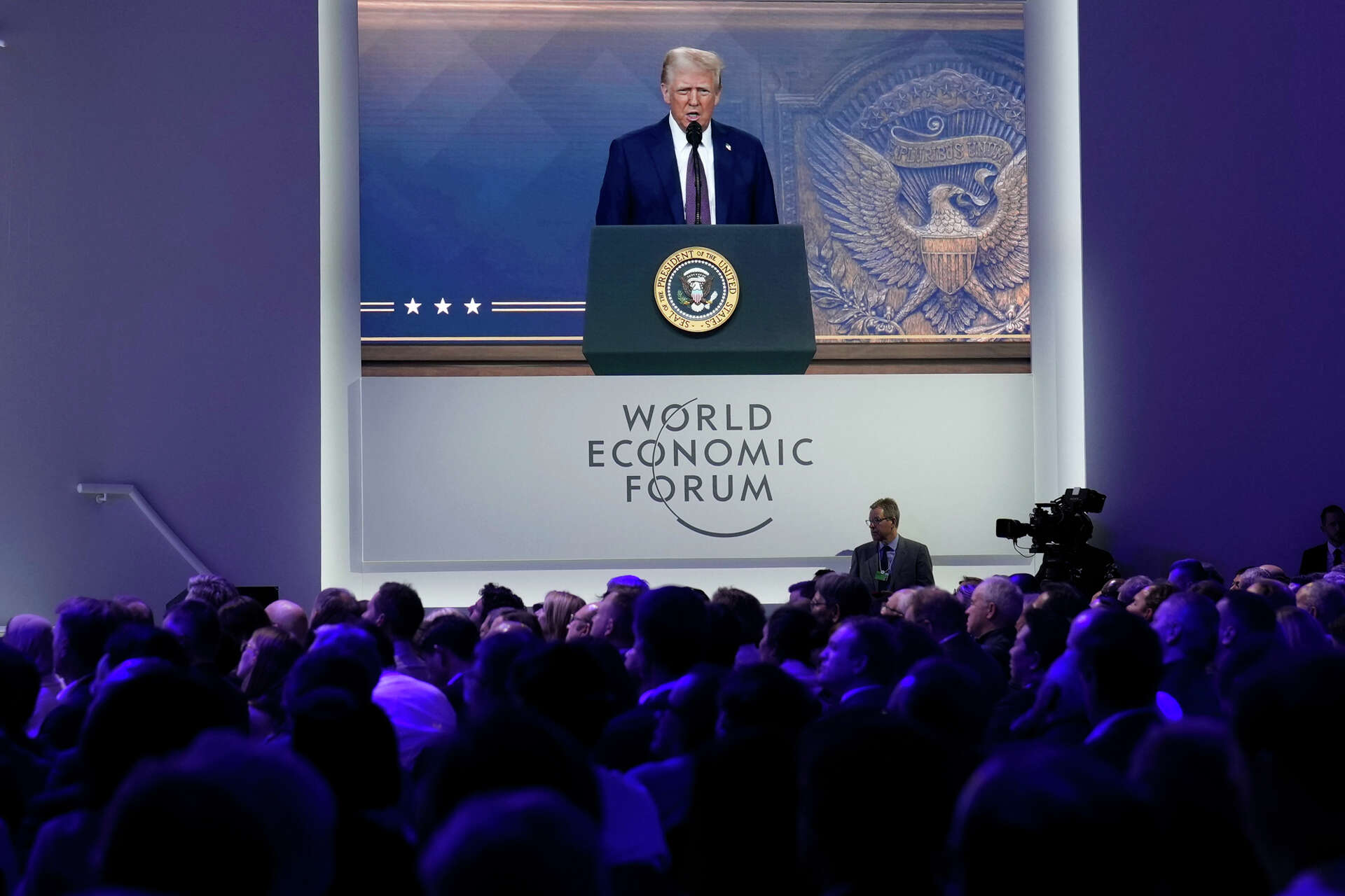 Trump set to lead largest-ever US delegation to World Economic Forum in ...