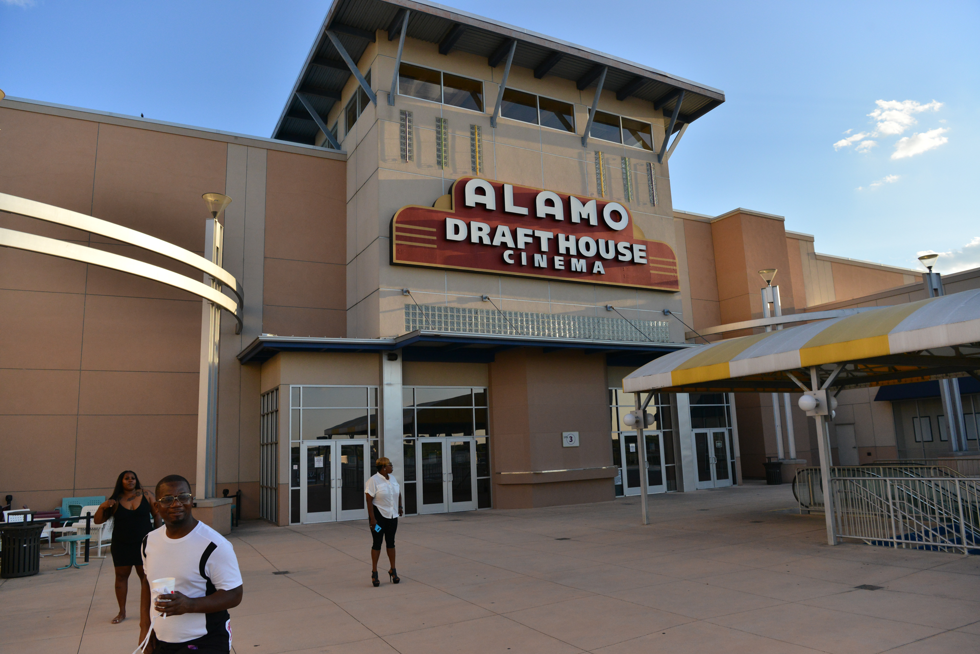 Alamo Drafthouse shifting to mobile ordering in theaters