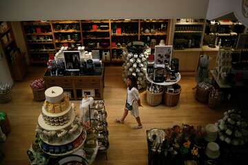 Williams-Sonoma to close last San Francisco store