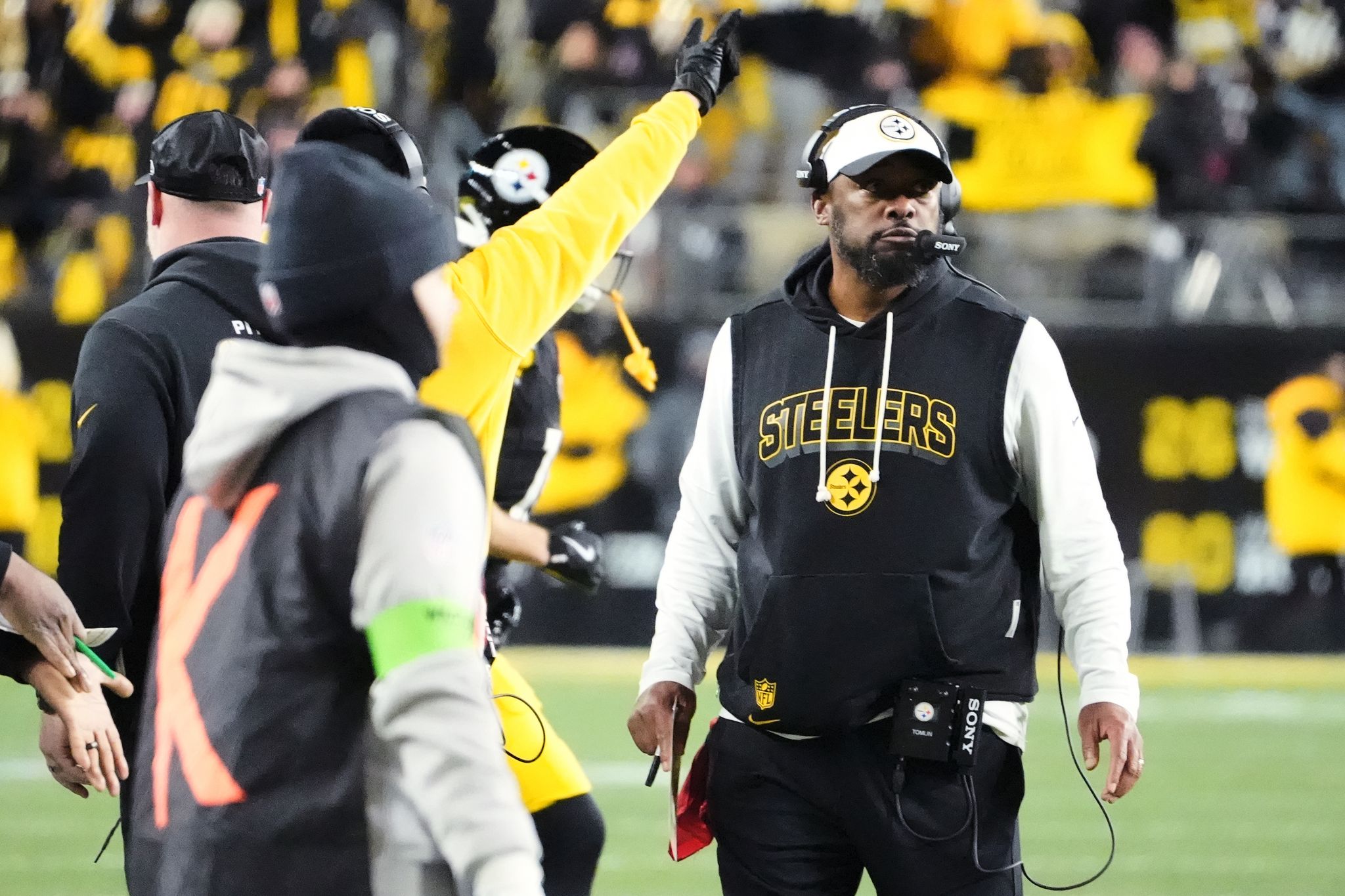 Steelers and Mike Tomlin are stuck in NFL purgatory after another quick ...