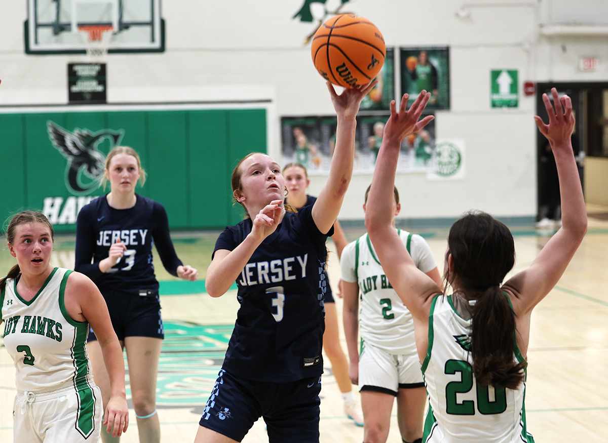 MONDAY GIRLS BASKETBALL: Jersey beats Gillespie; CM falls to T-Town