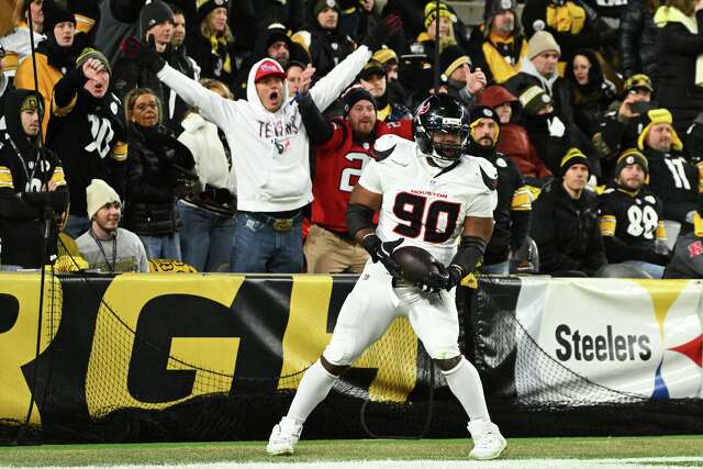 Texans secure first road playoff win with suffocating defensive performance