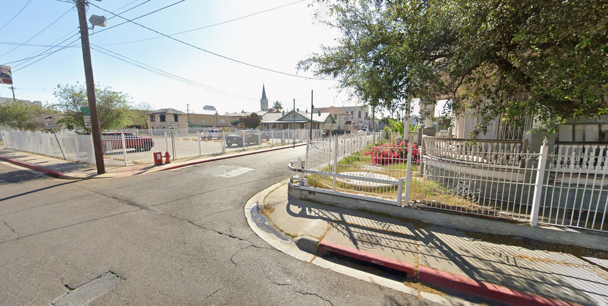 Abdul Momoh scores 21 off bench to help UIC defeat Northern Iowa 69-61