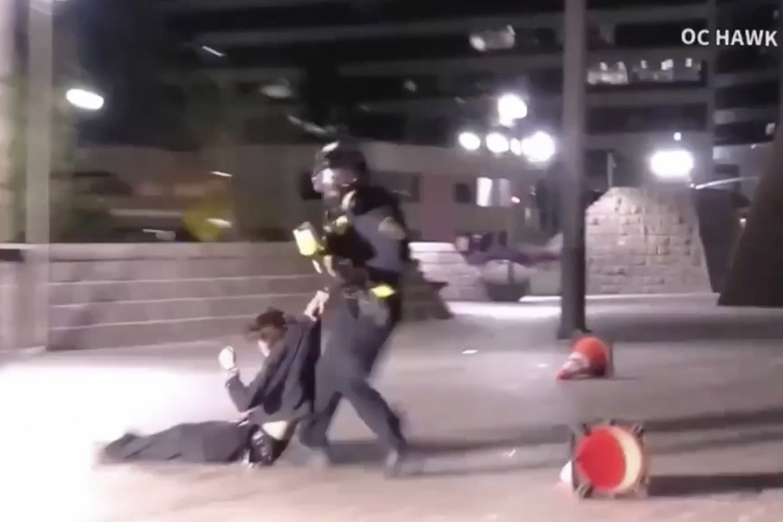 Demonstrator injured after federal agent fired projectile from close ...