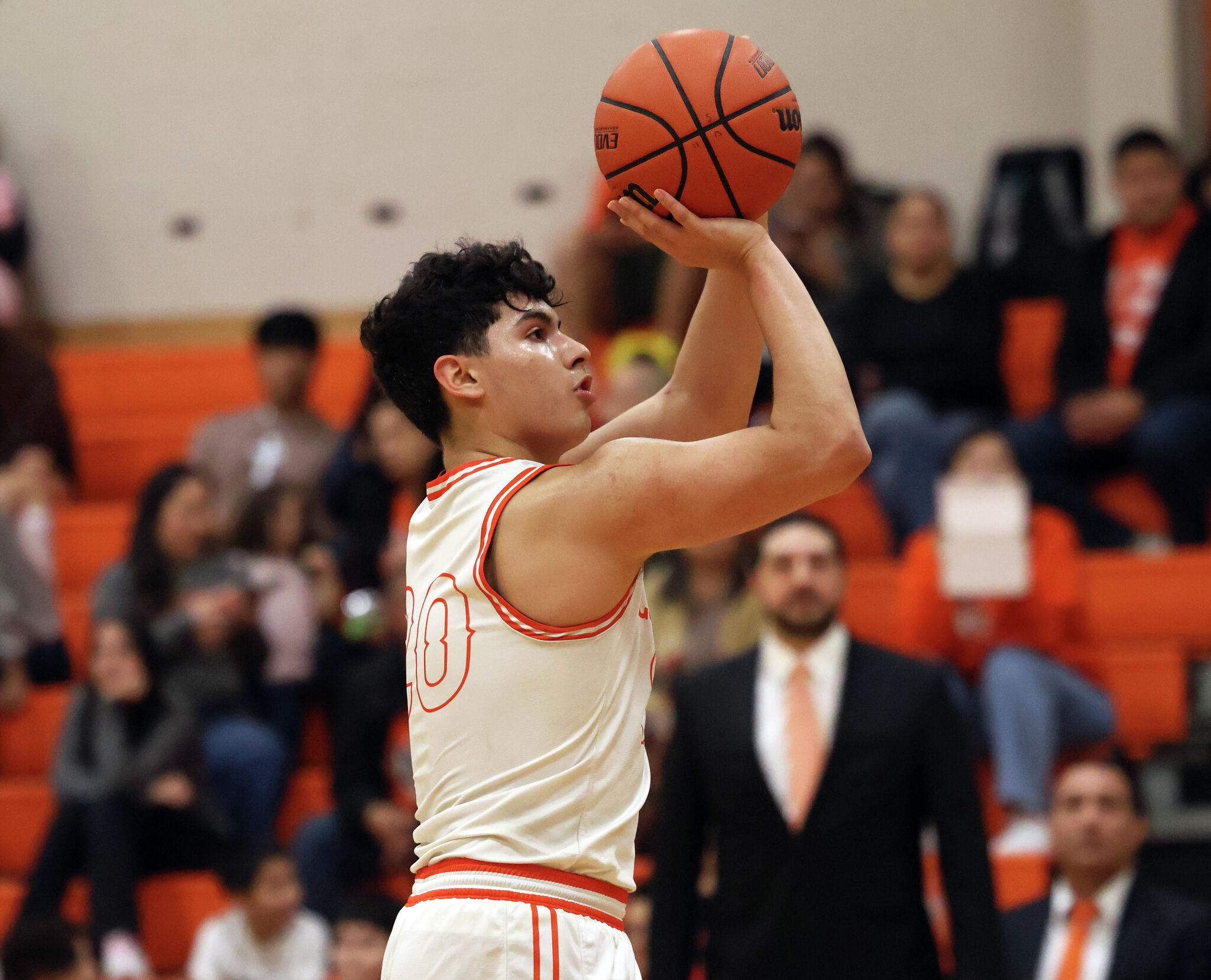 Hot hand: Nick Marroquin adds to 1,000-point legacy at United