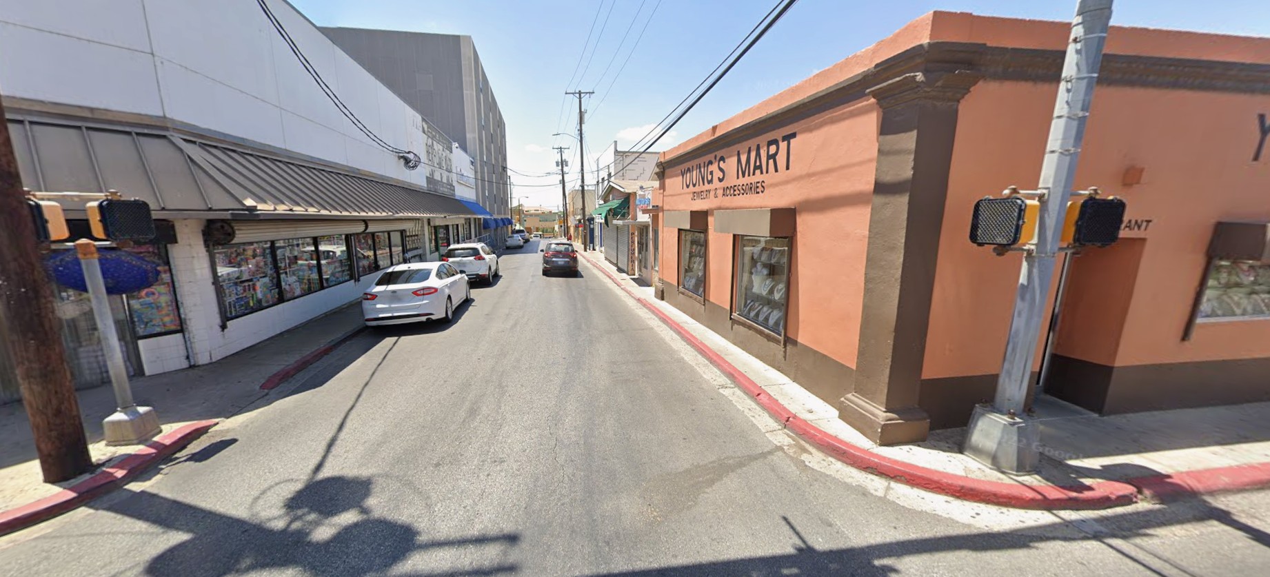 LPD: Laredo man charged after stealing Christmas gifts from vehicle