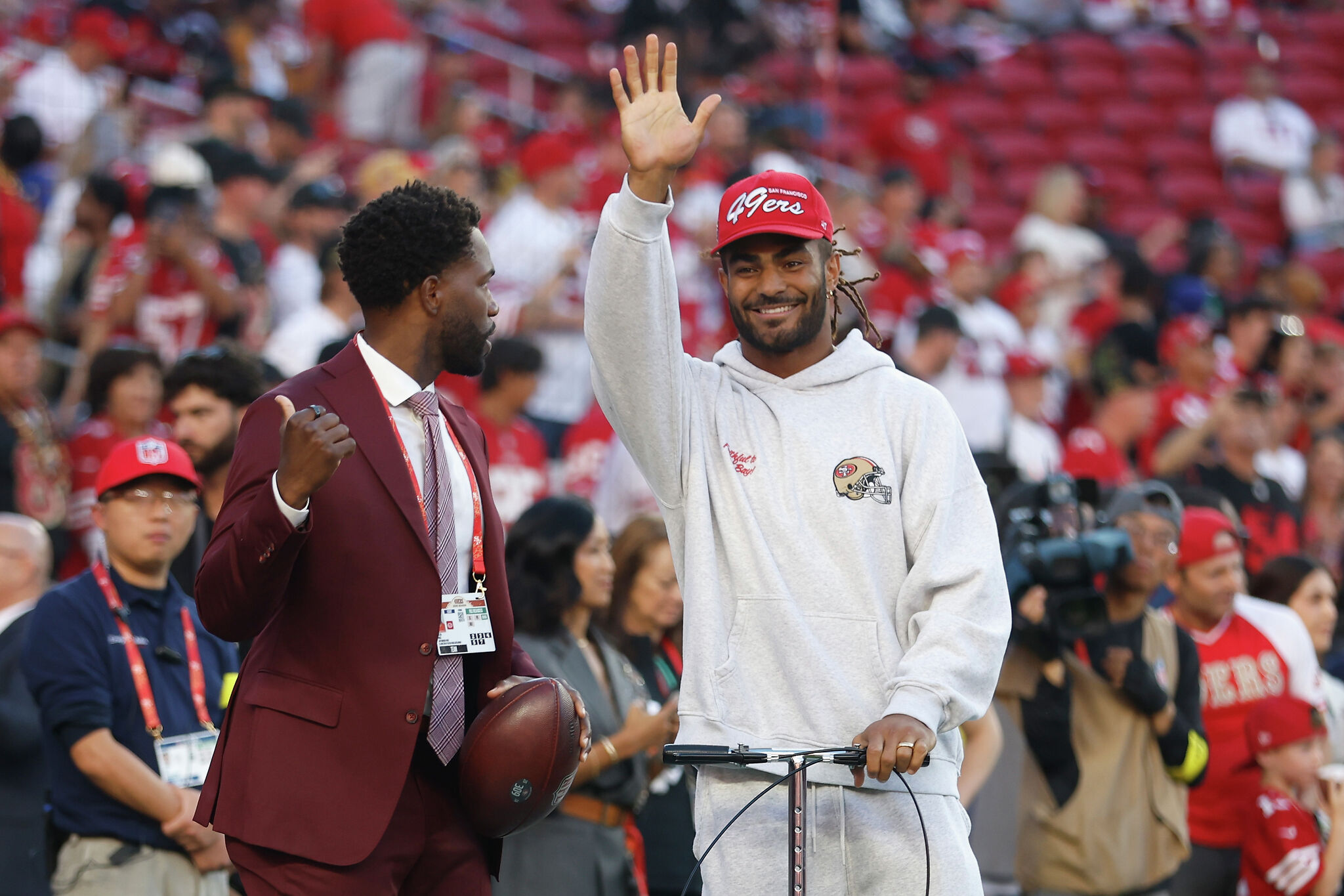 Someone is lying about 49ers star Fred Warner's status