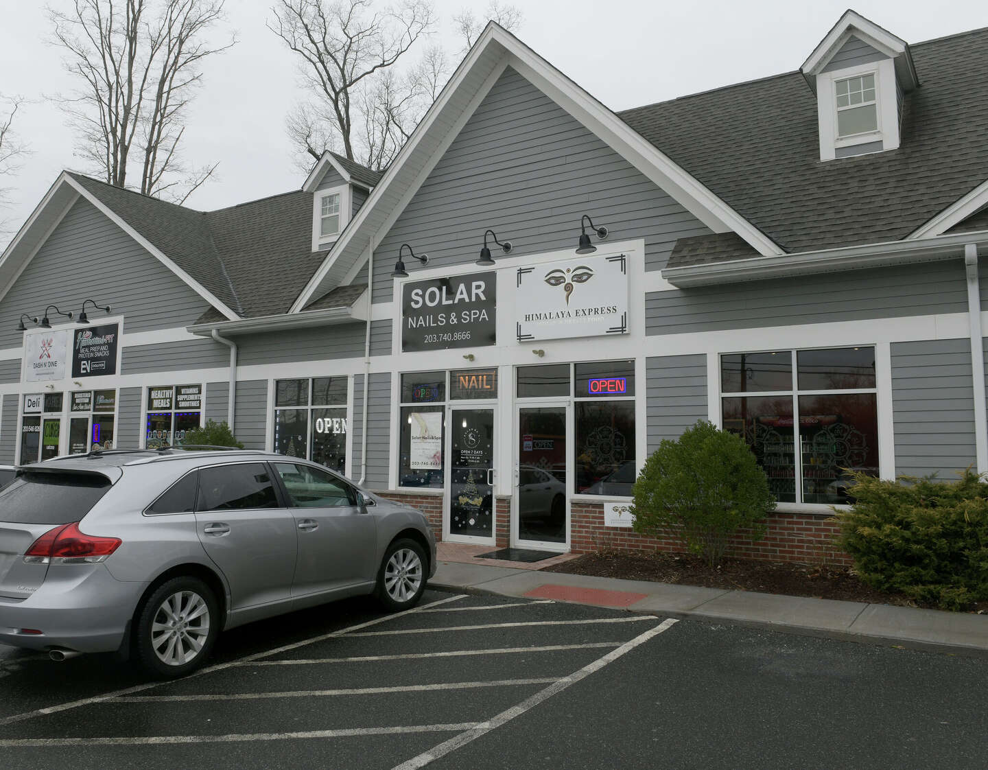 Newtown restauranteur opens Himalaya Express in Brookfield