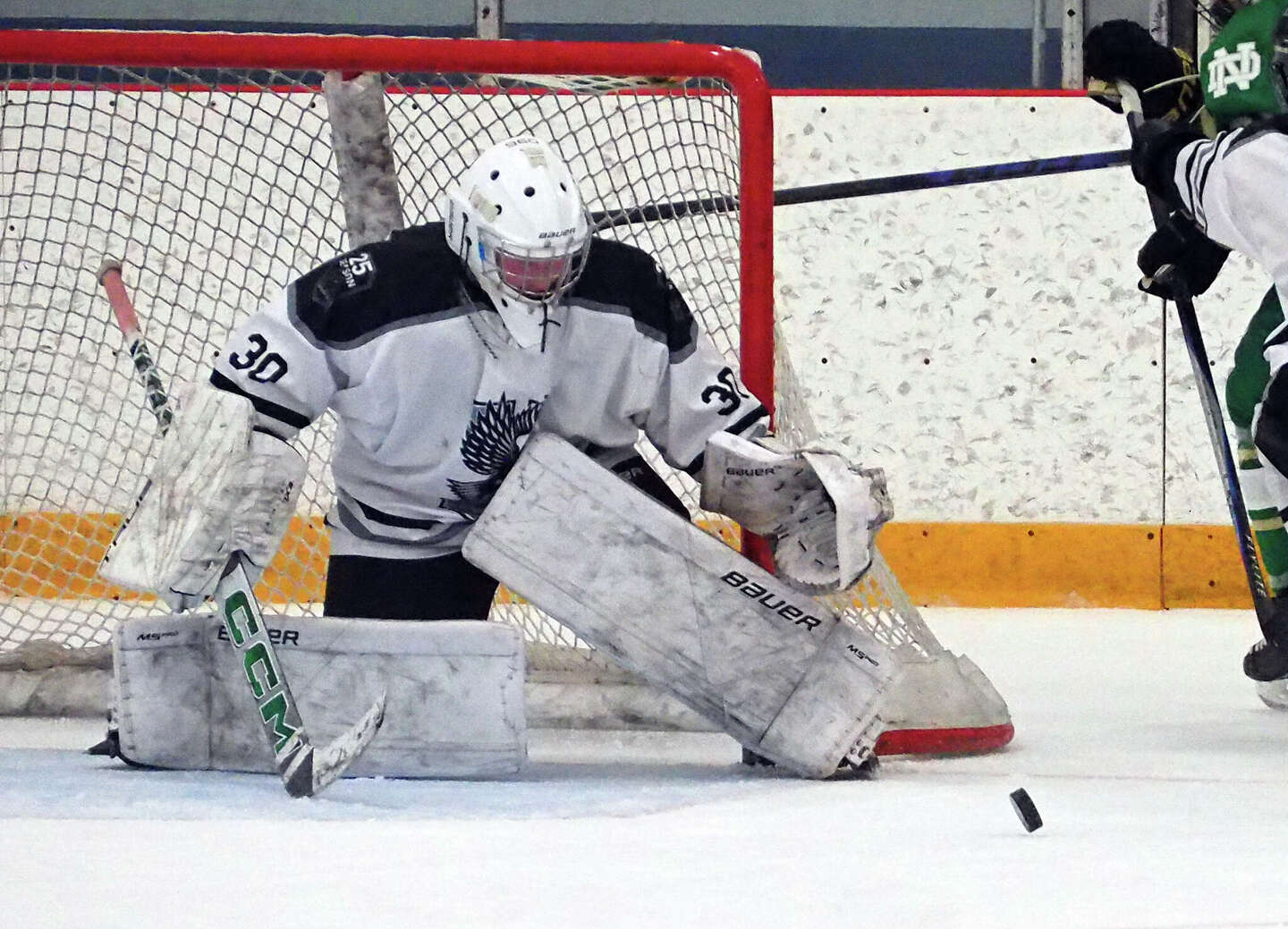 No. 3 Notre Dame-West Haven boys hockey beats No. 6 Xavier in OT