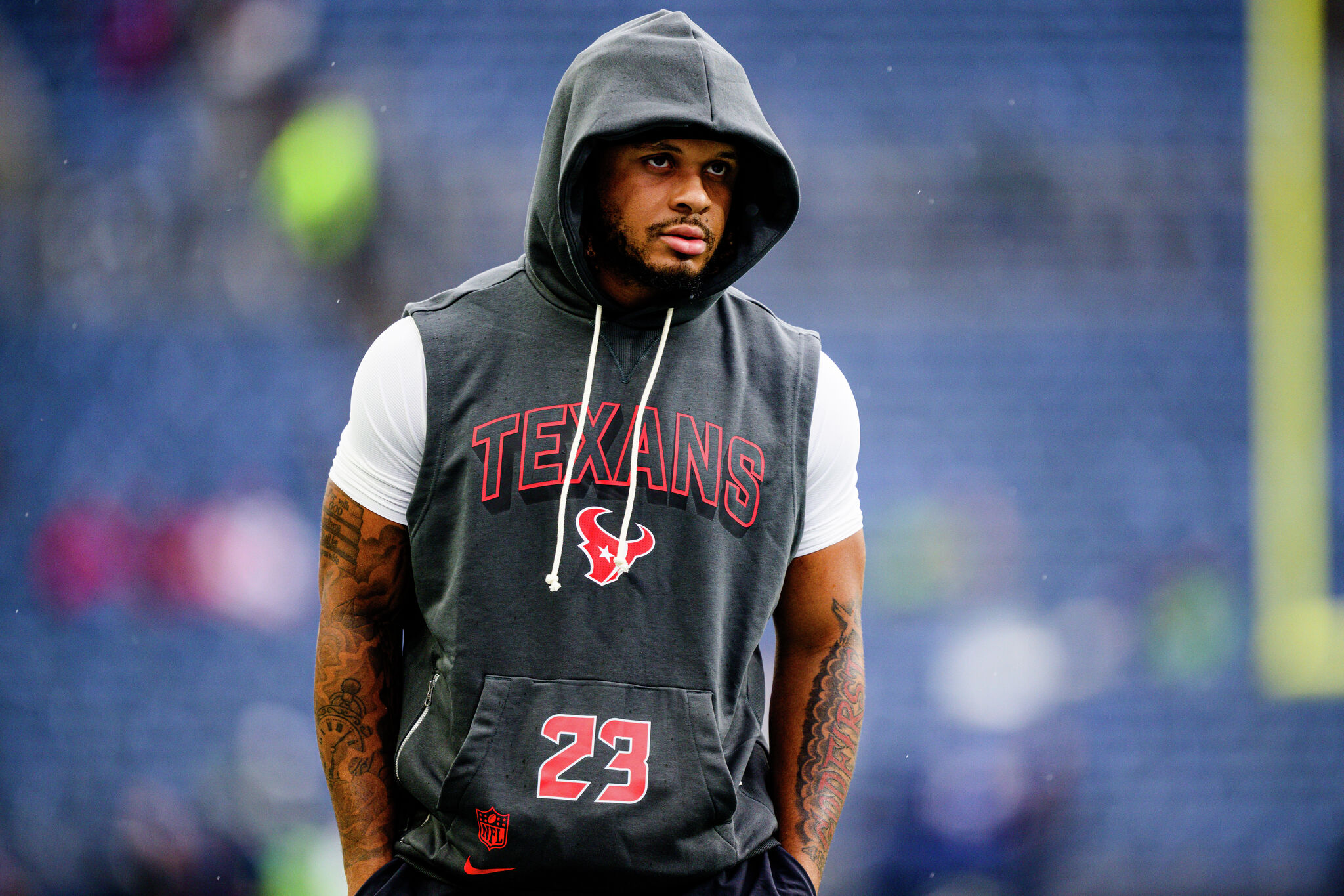 Texans' Jaylen Reed victim of armed carjacking in Houston home