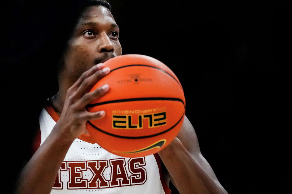 Texas basketball vs Vanderbilt game score: Longhorns beat Commodores