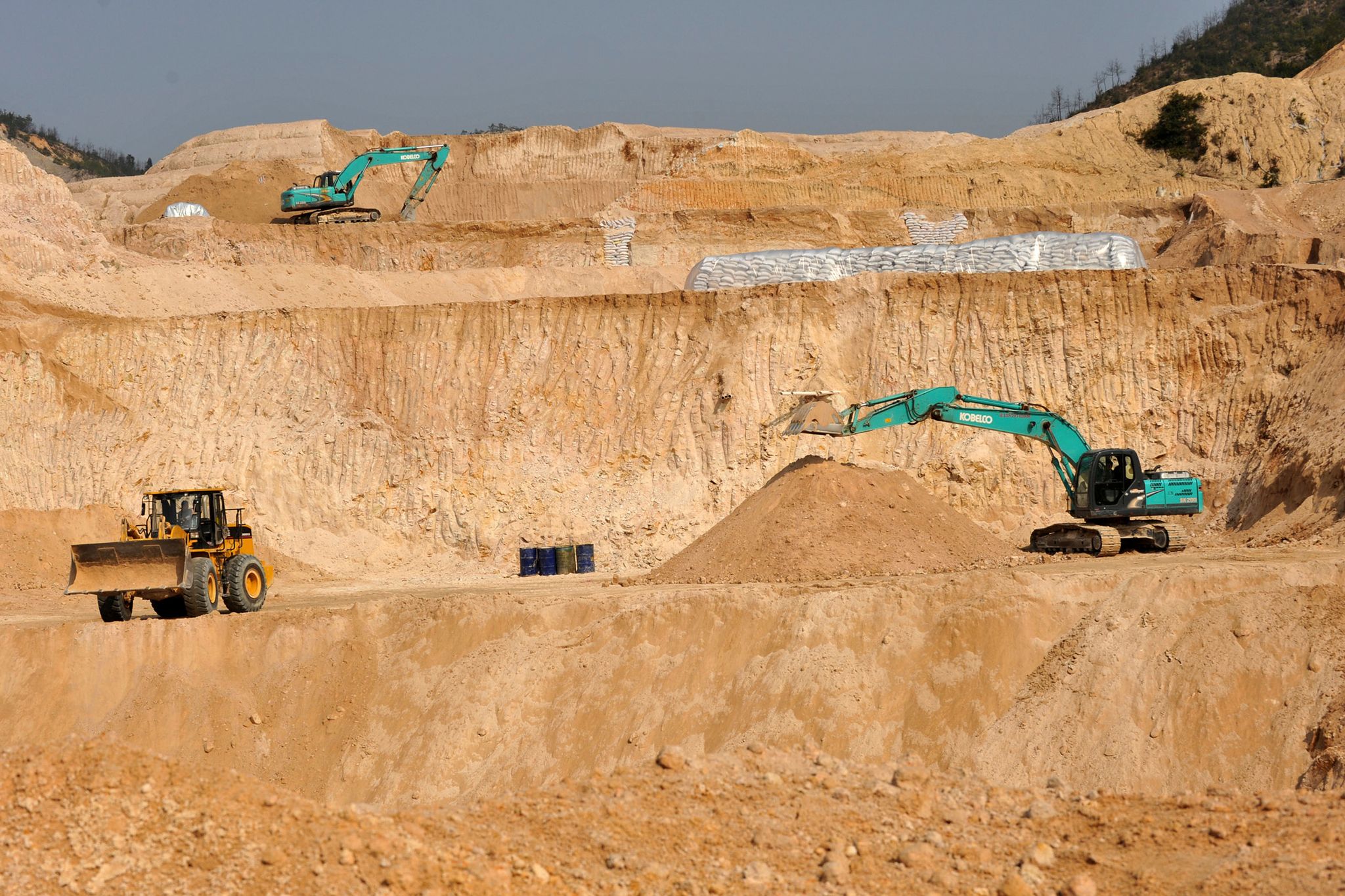 Lawmakers propose $2.5B agency to boost production of rare earths and ...
