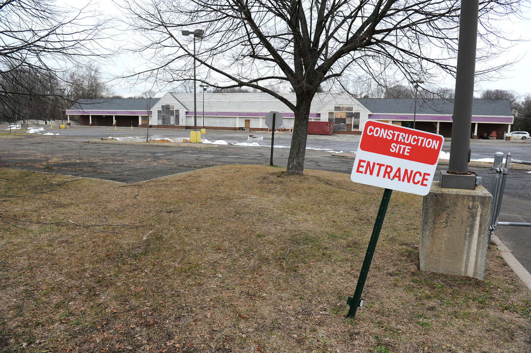 Ex-Bridgeport Stop & Shop to open as self-storage this spring