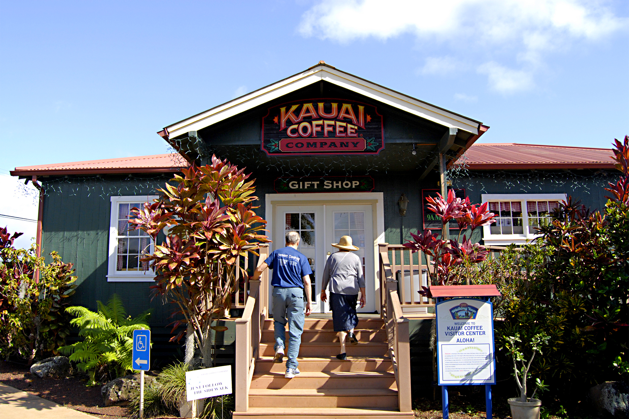 In Hawaii, America's largest coffee grower faces closure