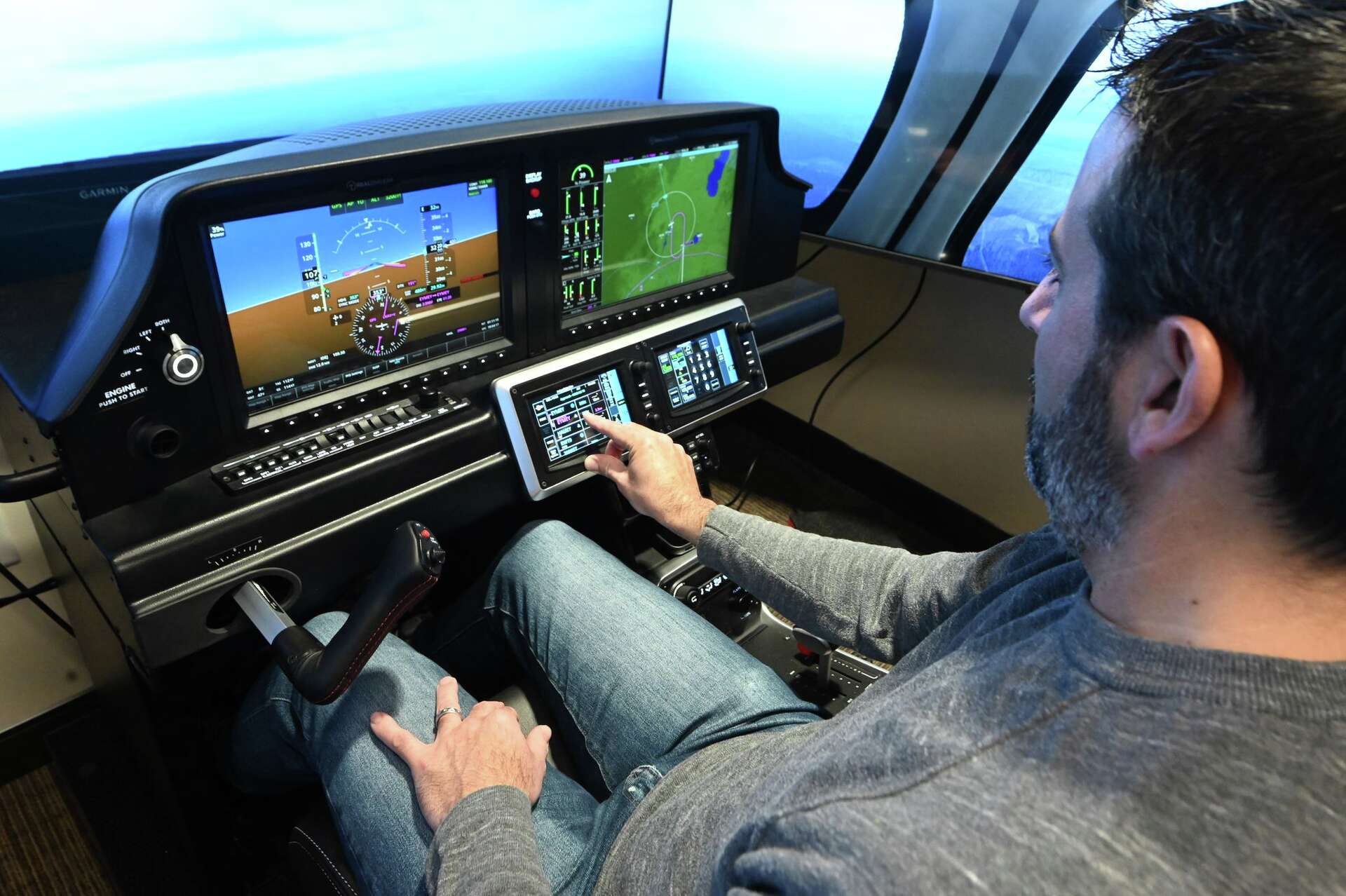 New flight training center takes off at Albany International Airport