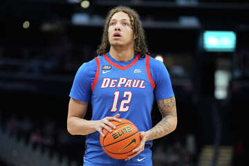 Indictment alleges DePaul point shaving during UConn title run