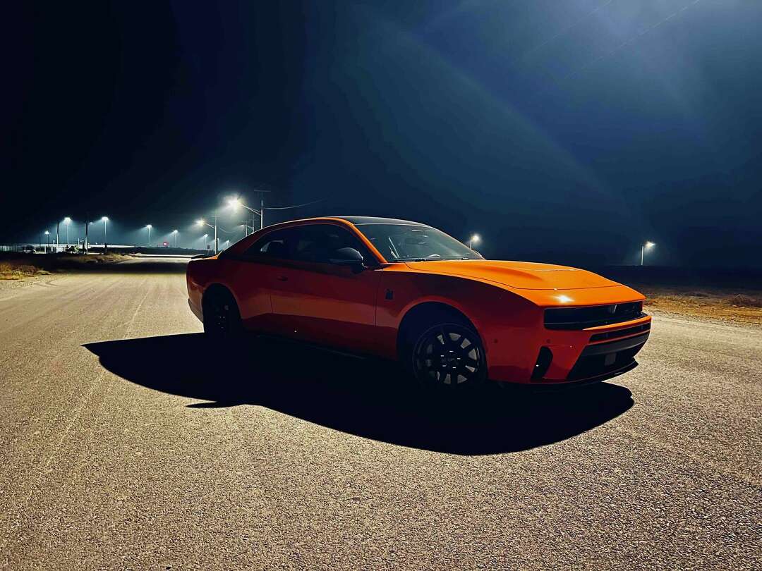 2026 Dodge Charger Scat Pack packs 550 hp, AWD speed