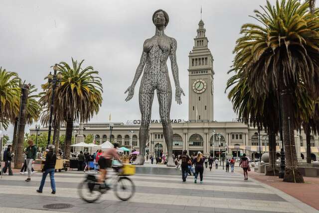 NFL to showcase local art, host projection show in S.F for Super Bowl