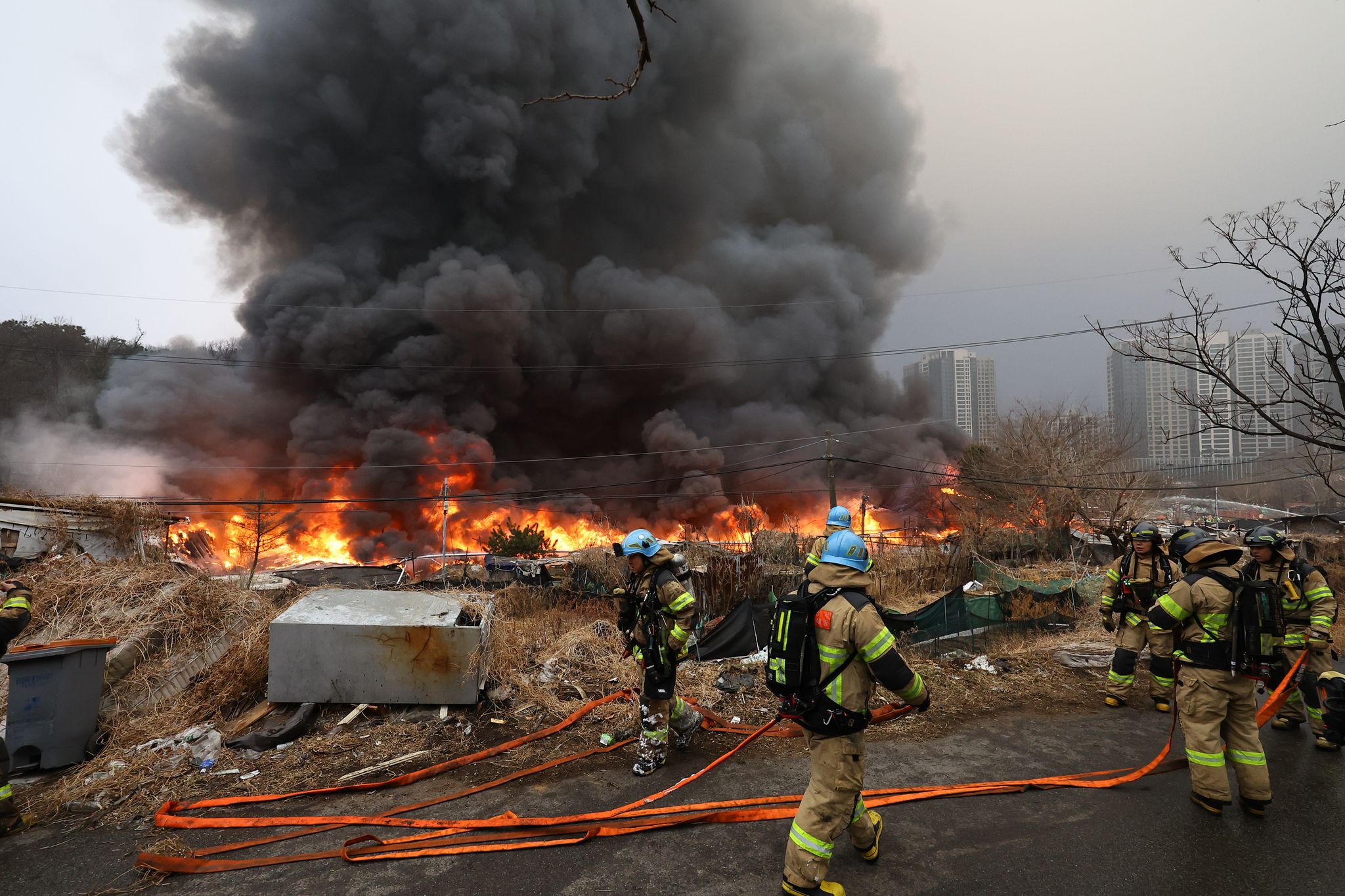 Fire breaks out in Seoul's last-remaining shanty town