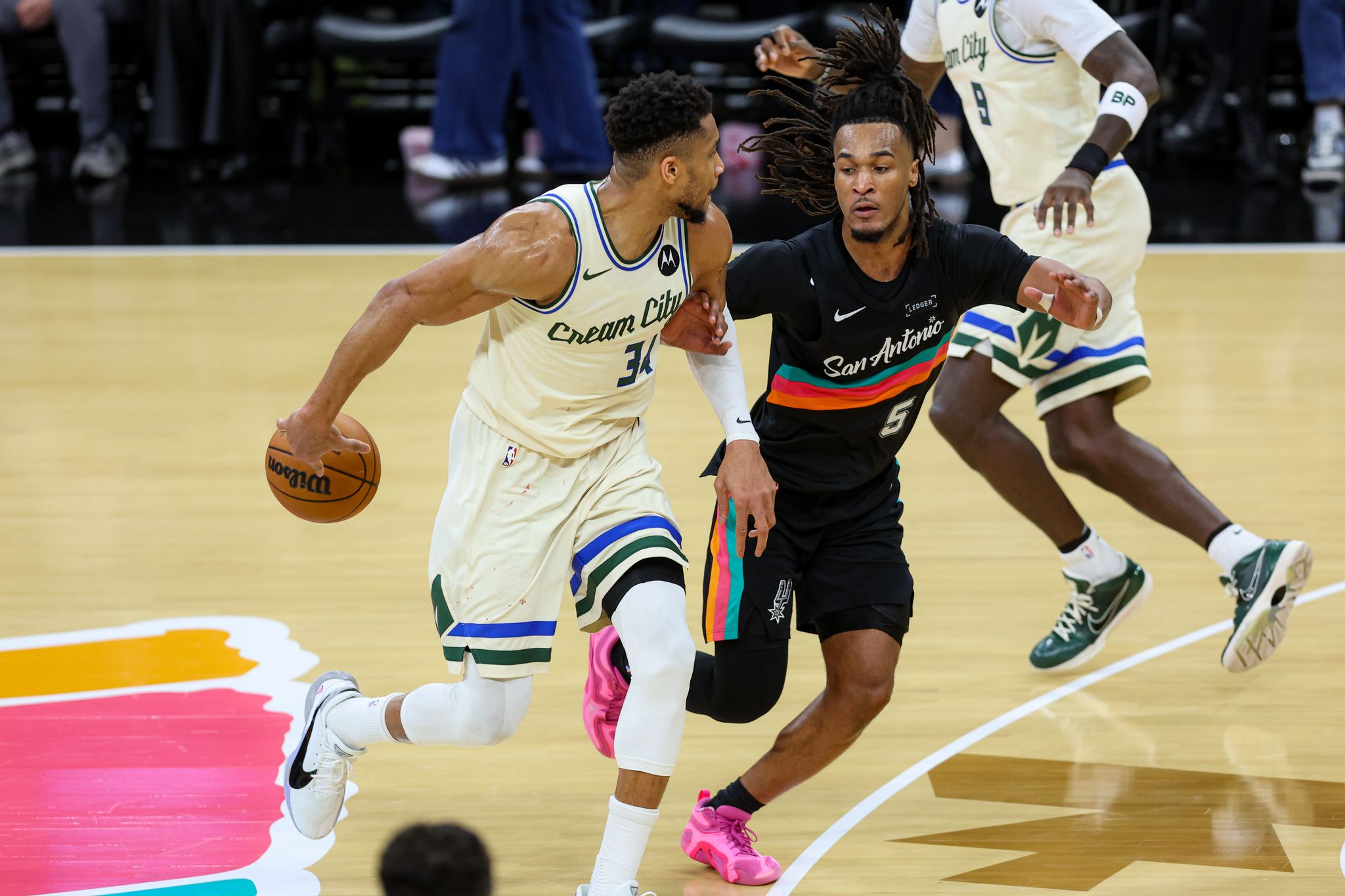 How the Spurs slowed down Bucks All-Star Giannis Antetokounmpo