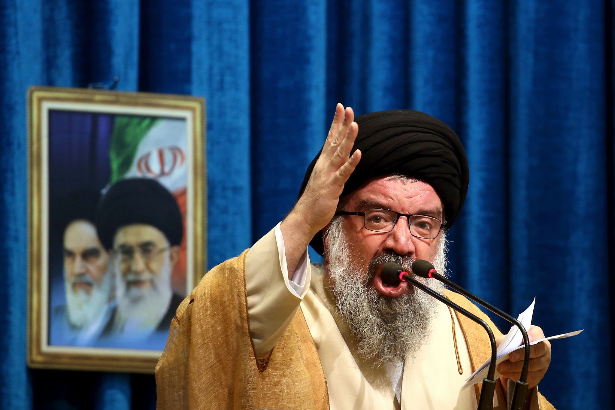 Prayer leader in Iran and the faithful call for executions over ...