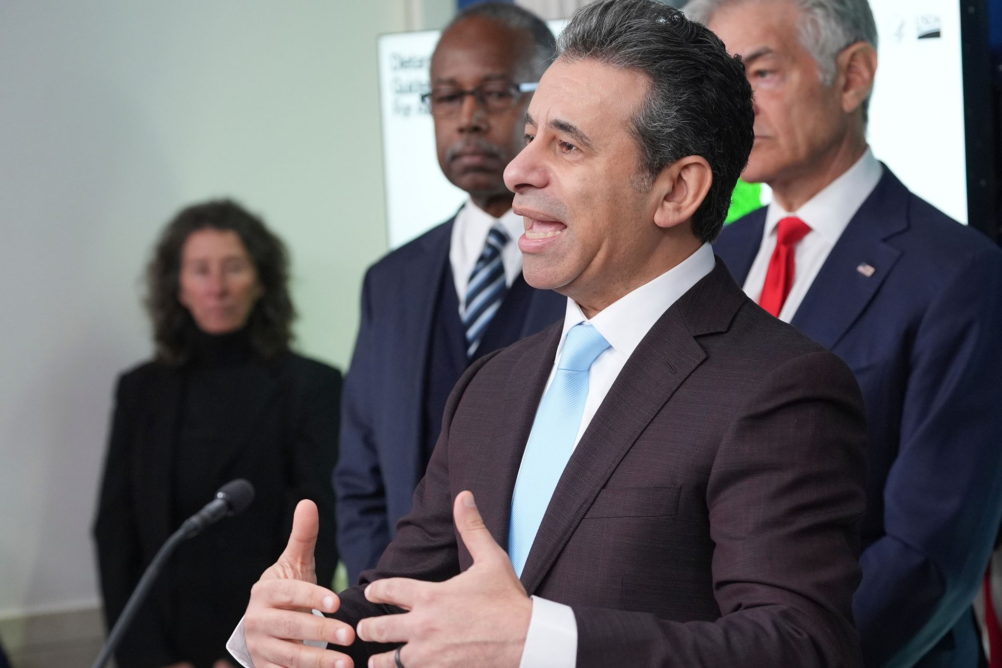 Legal questions swirl around FDA's new expedited drug program ...