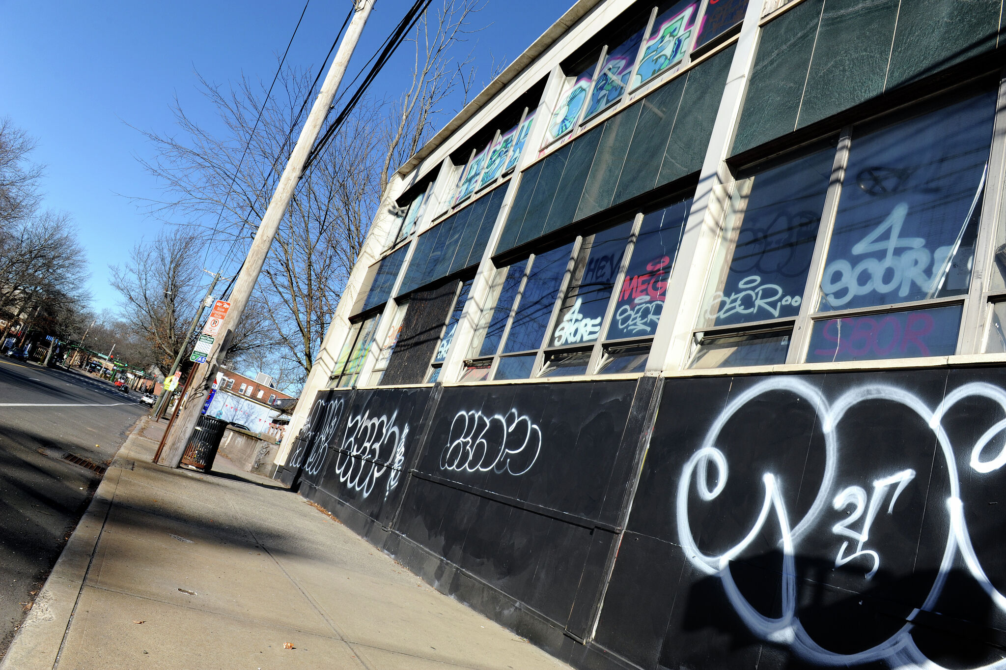 New Haven residents demand action on blighted Westville building