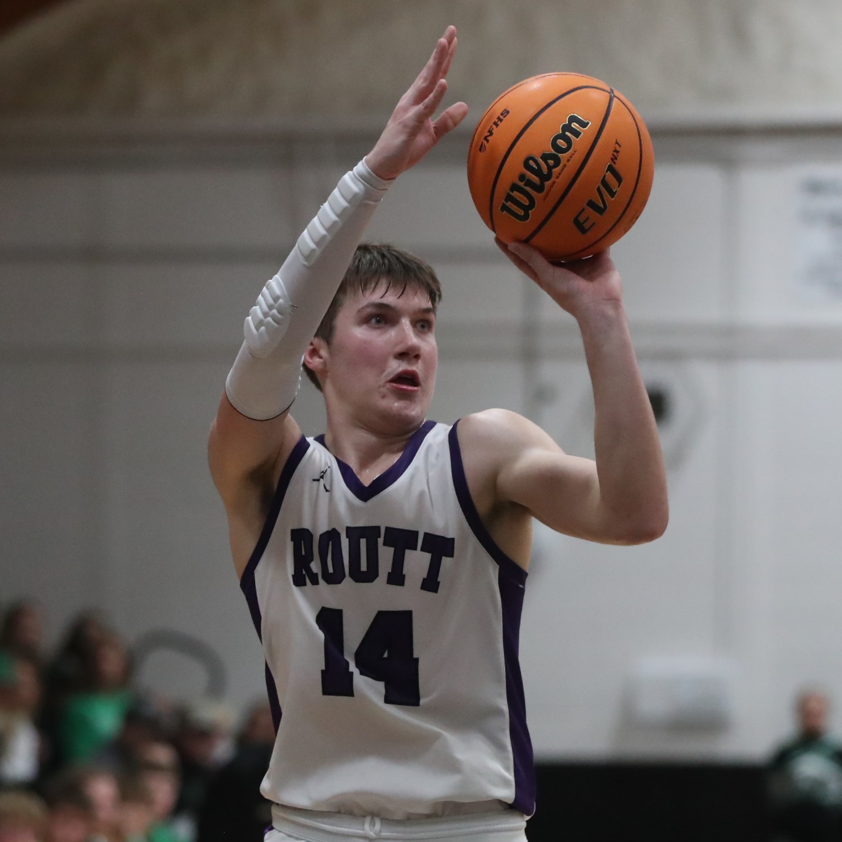 Routt tops Brown County as Mossman hits 2,000 points