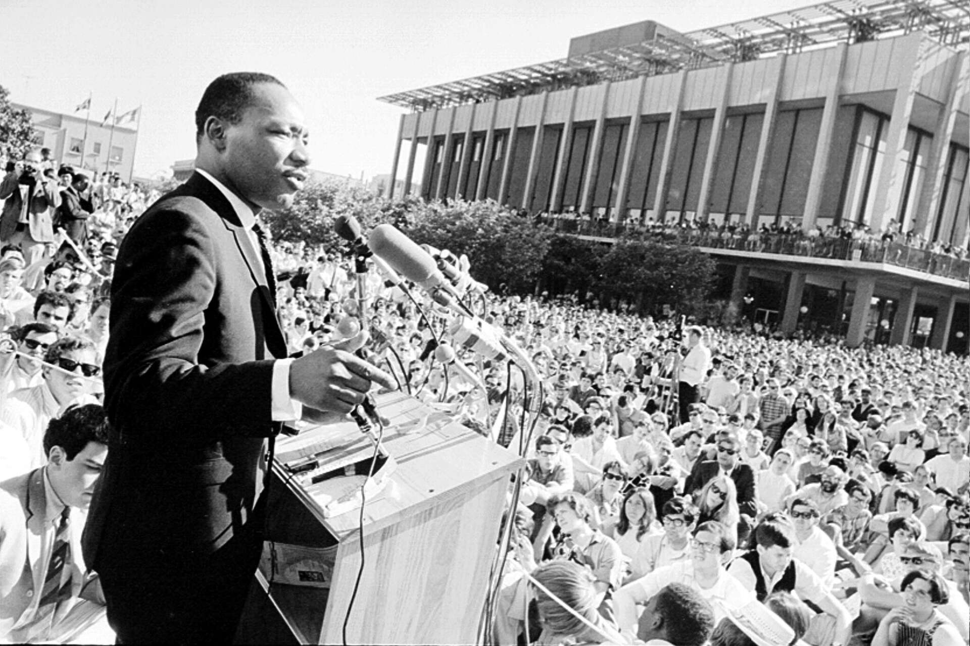 Are banks, post offices open on MLK Day 2026? What's closed Monday