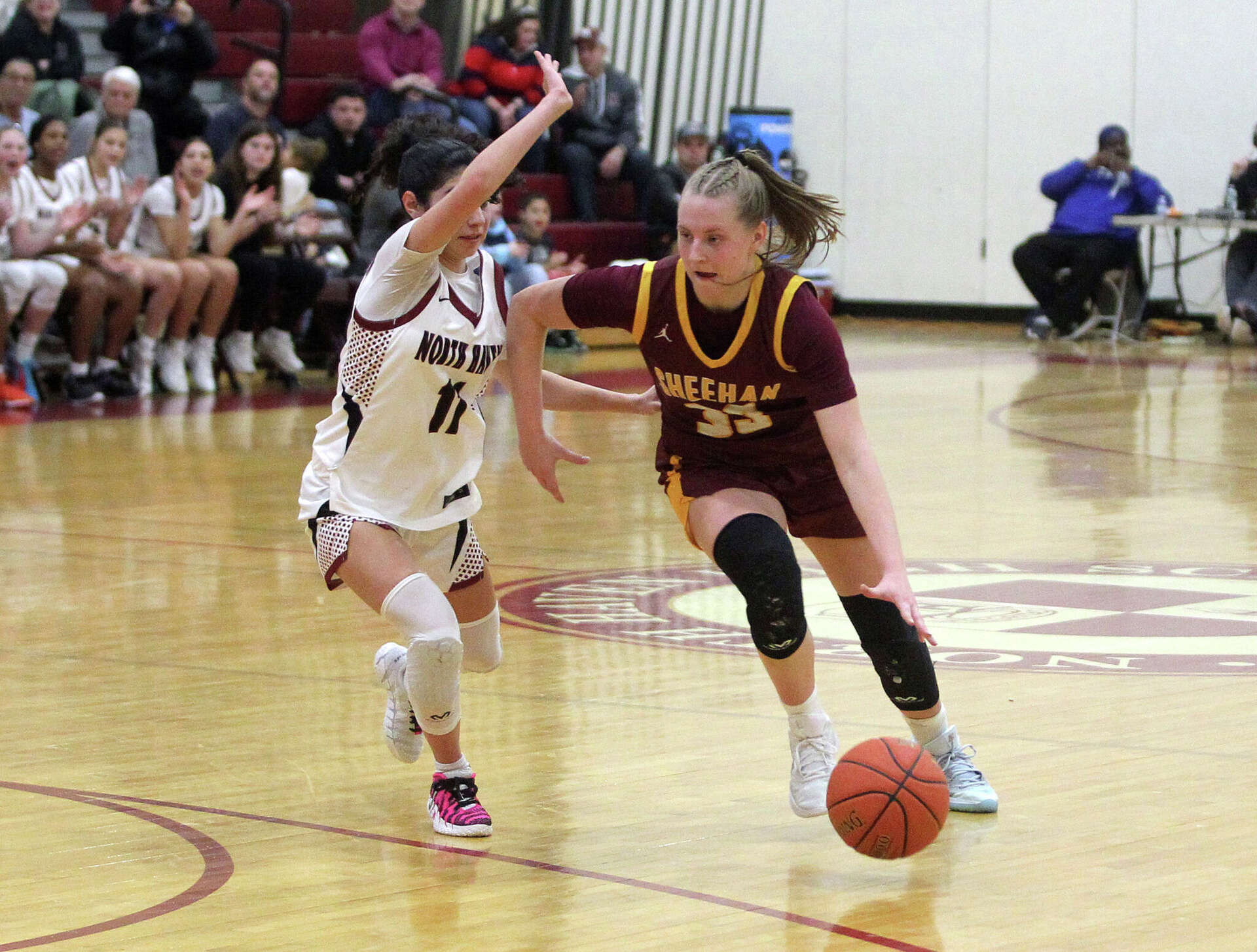 North Haven girls basketball uses stingy defense to beat No. 5 Sheehan
