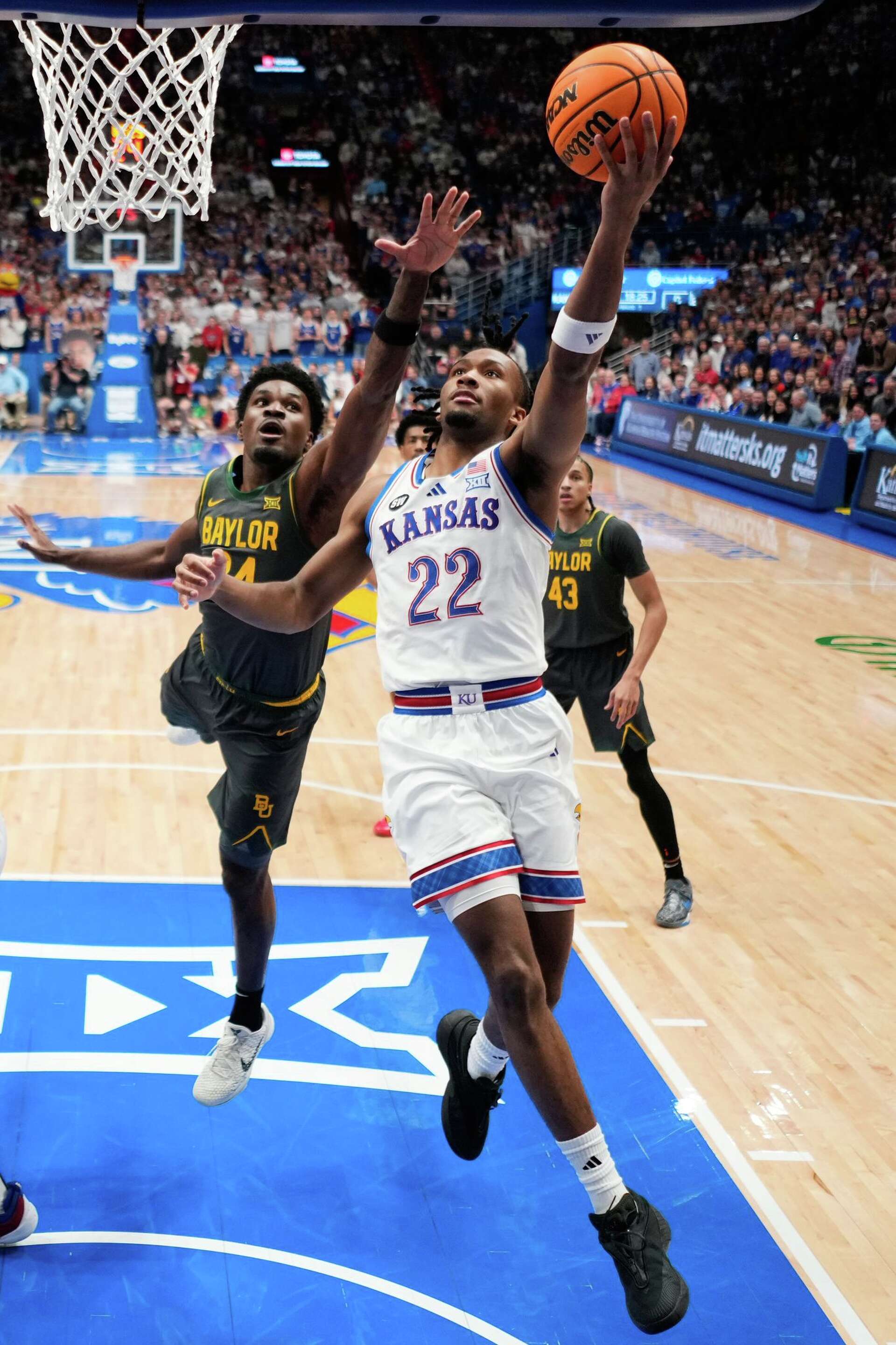 Darryn Peterson scores 26 and Flory Bidunga adds a double-double as ...