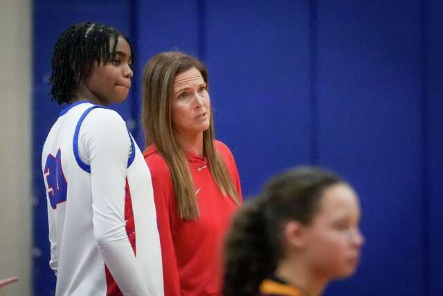 Westlake girls basketball takes 30-0 record into stretch run of season