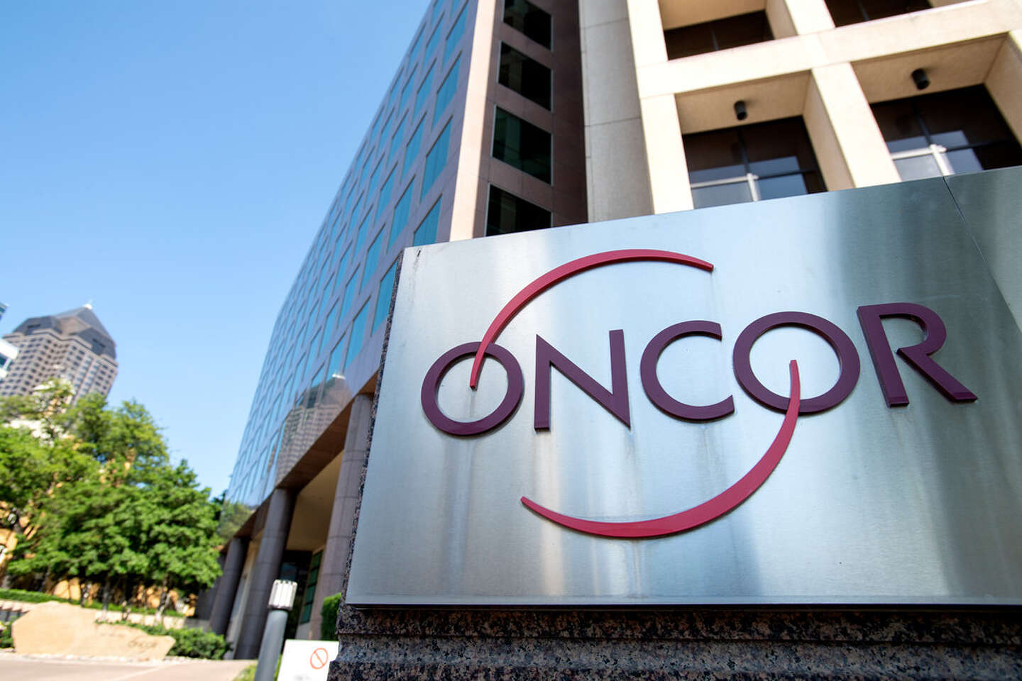 Oncor files request under Texas' new 'unified tracker mechanism'