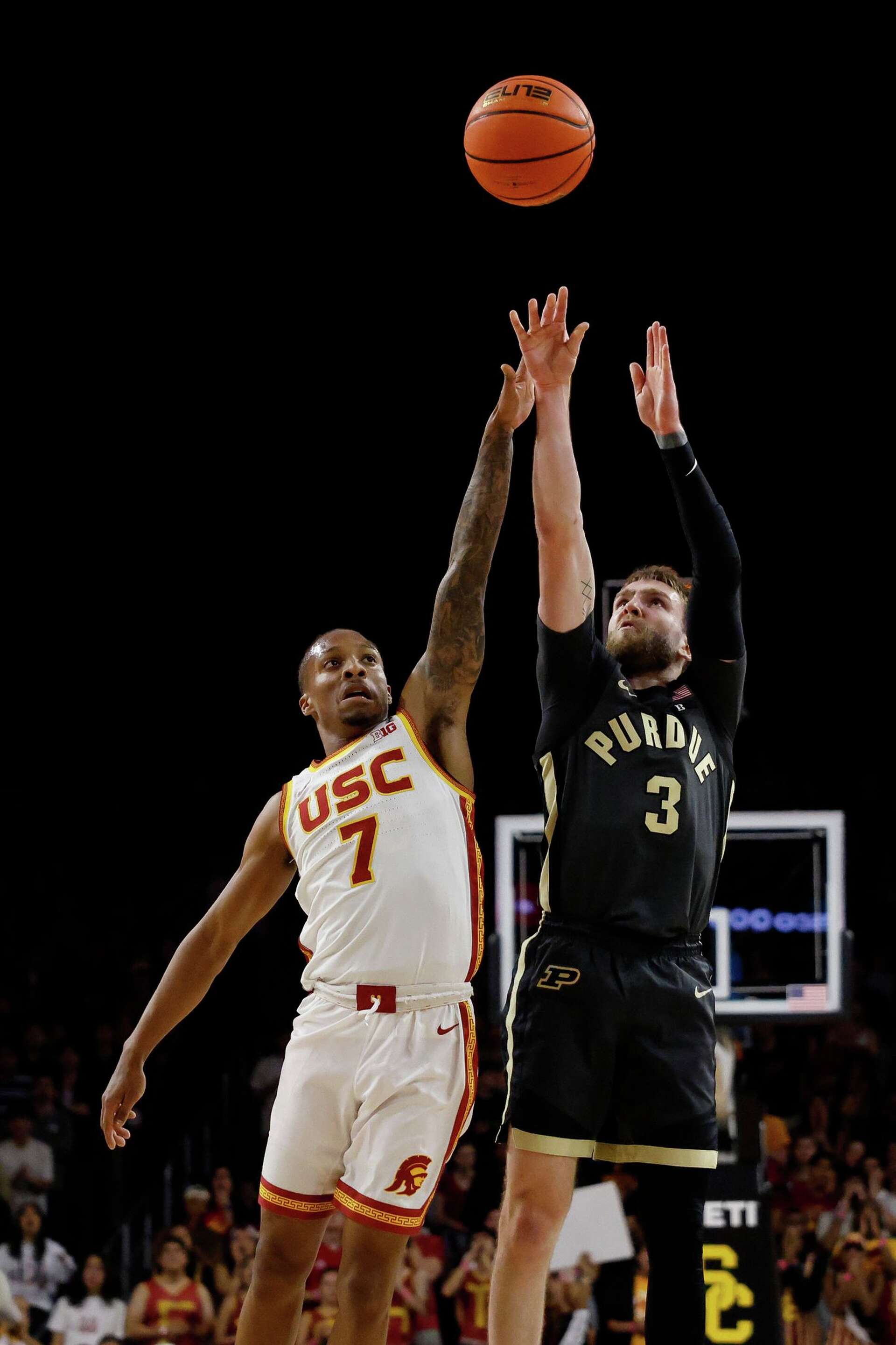 Smith's steal and layup help No. 5 Purdue edge USC 69-64, move into 1st ...
