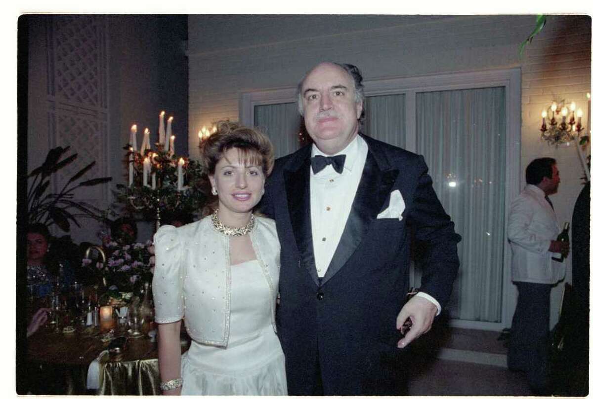 Schizophrenic oil heir powerless over his fortune and fate