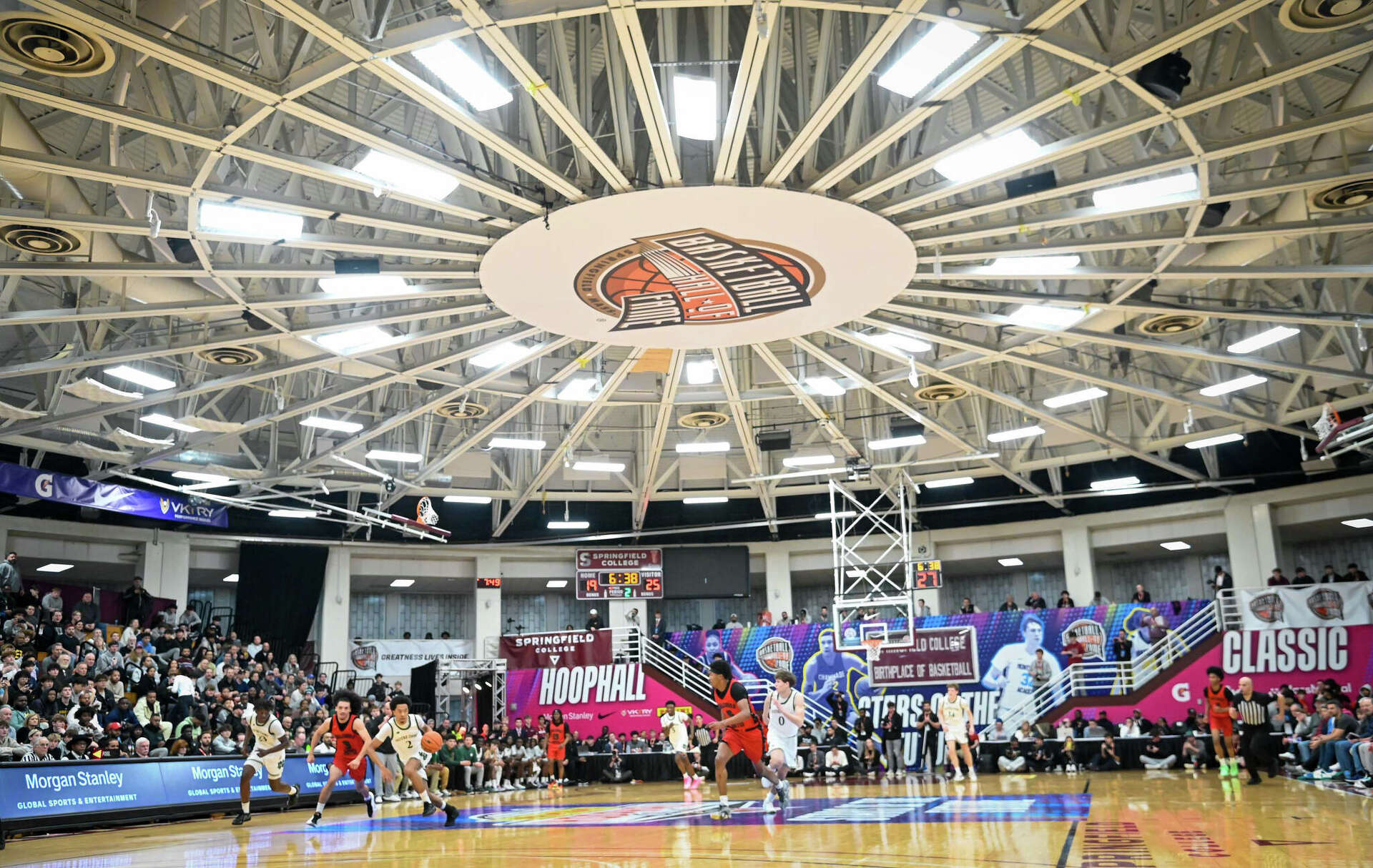 ND-West Haven basketball falls to Inglewood at Hoophall Classic