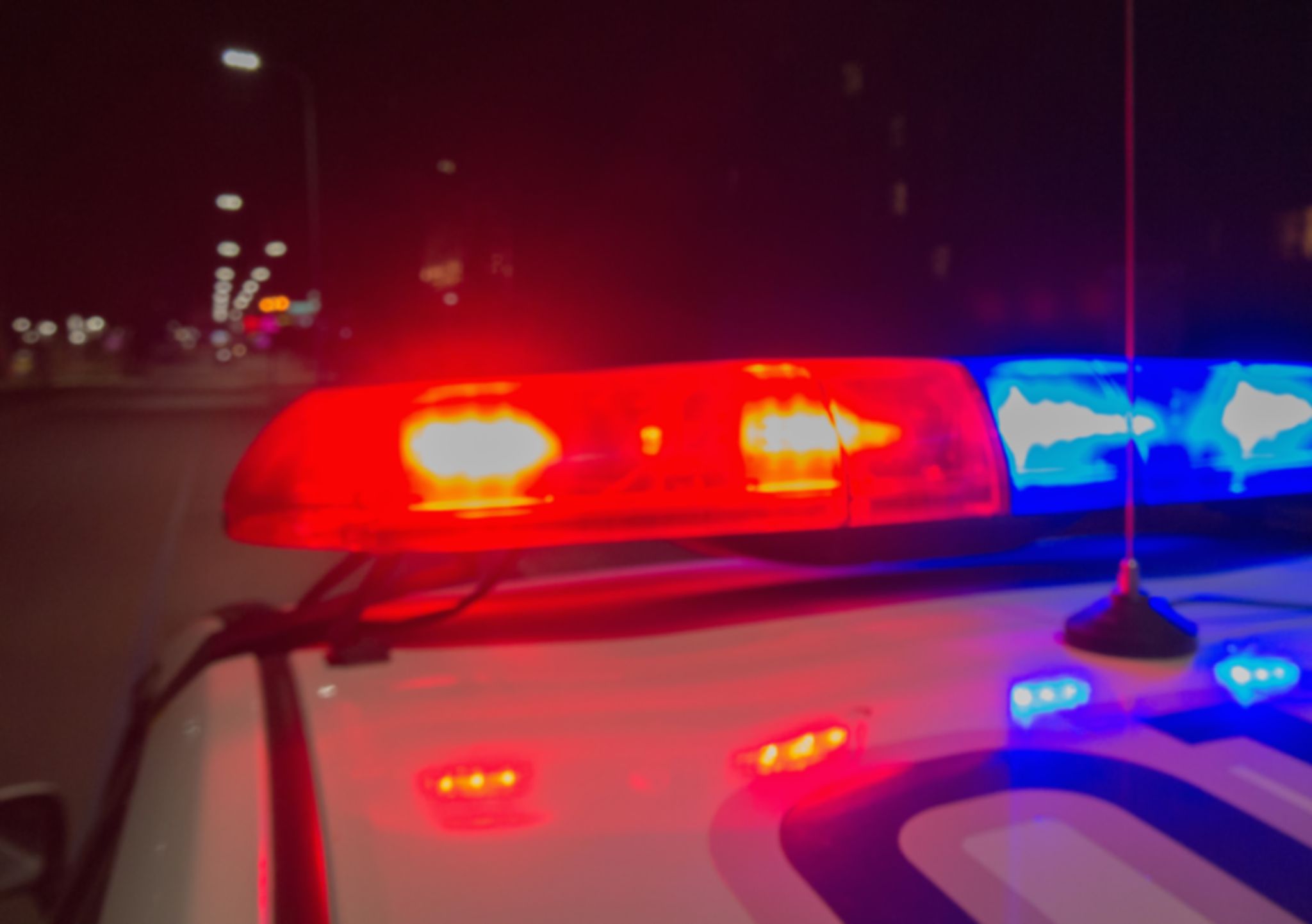 Metal detector enthusiast finds live pipe bomb near swimming area